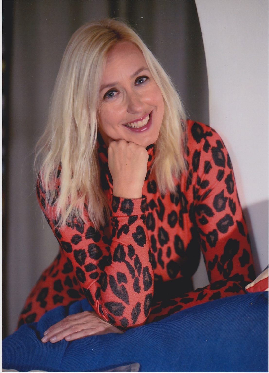 Lisa Redford | 'one of our finest singer/songwriters' Bob Harris ...
